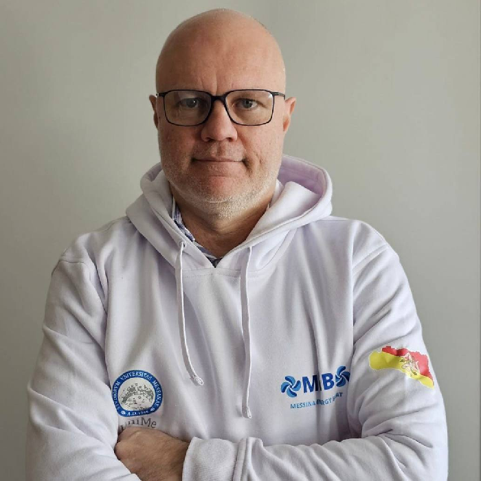 Team :: Messina Energy Boat (MEB) Università degli Studi di Messina